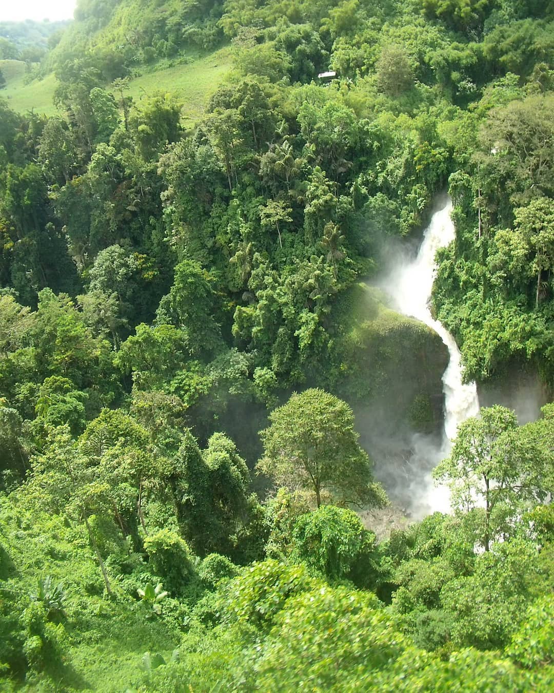 Seven Falls is otherworldly natural wonder — Getaway.PH