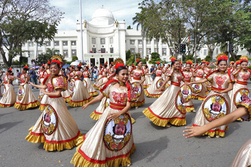 In Cebu, kids dance for Sto. Niño — Getaway.PH