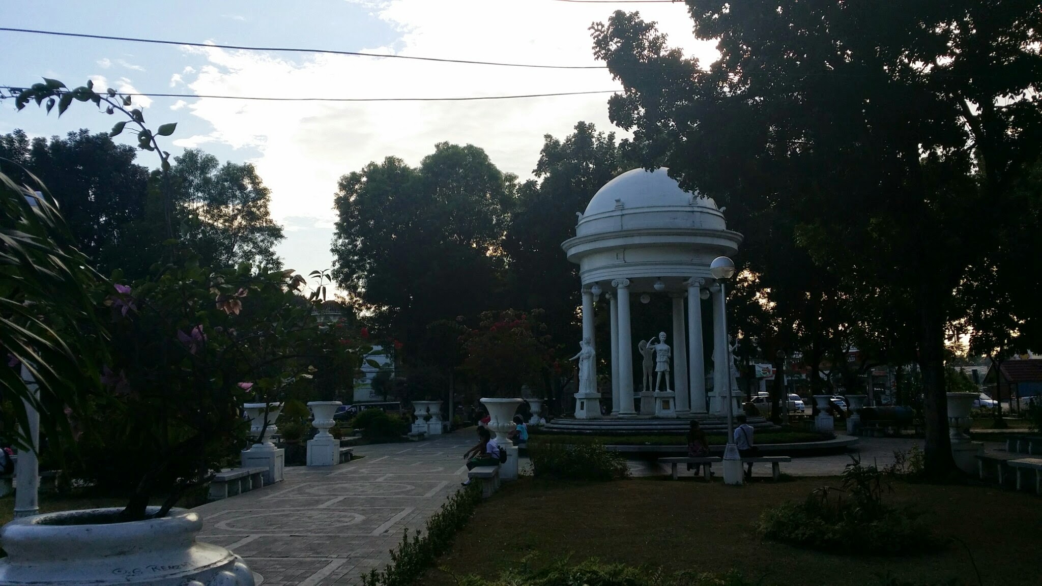 Why the Molo Church in Iloilo is called ‘the women’s church’ — Getaway.PH